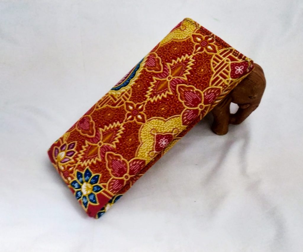 Indigenous Handloom Purse - Beshi Deshi